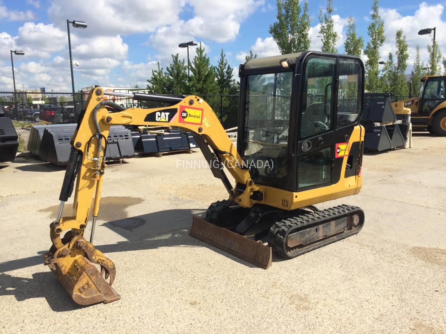 301.8C CATERPILLAR Heavy sale in Canada